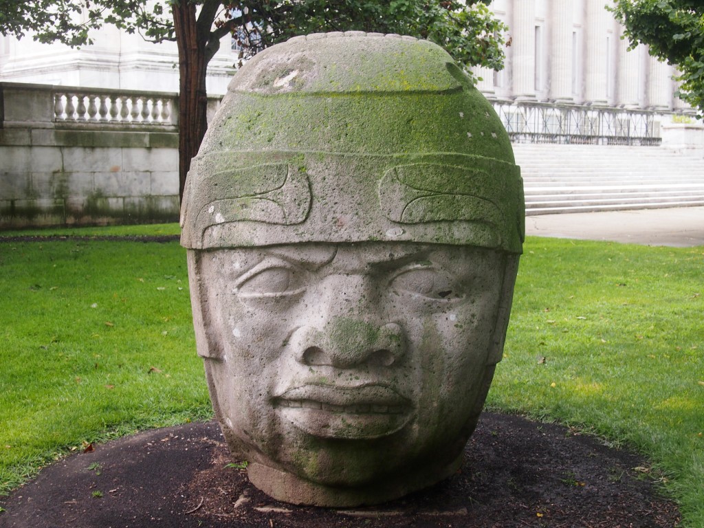Olmec Head & Man-Sized Fish in Chicago | Been There, Seen That